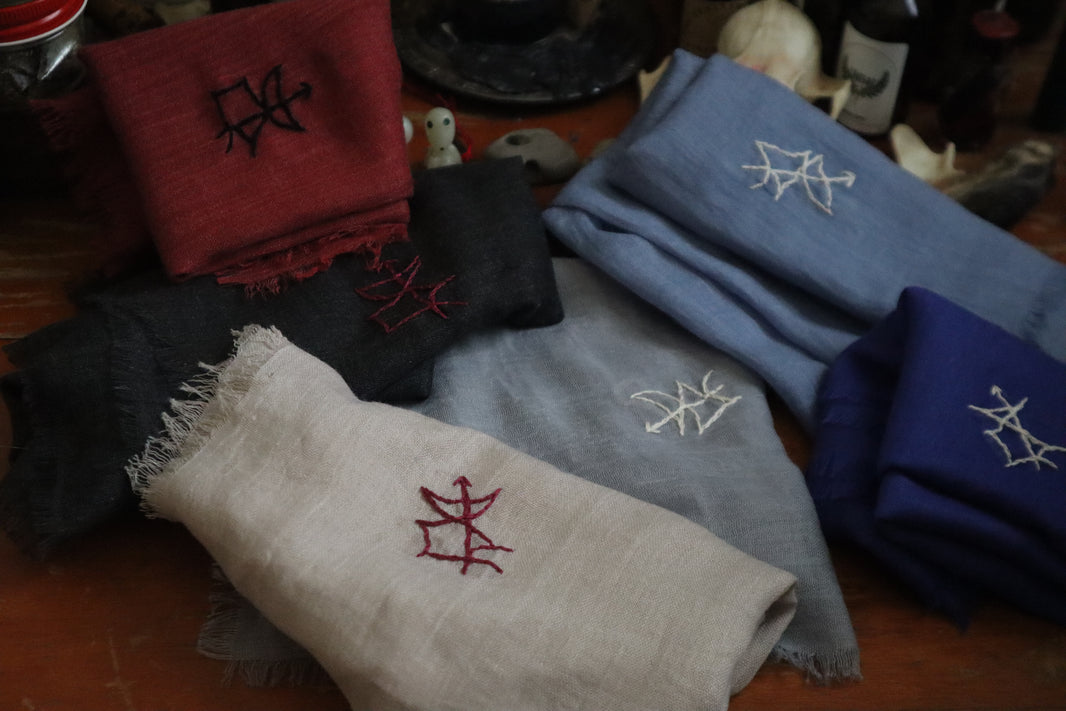 Veils – Chaotic Witch Aunt